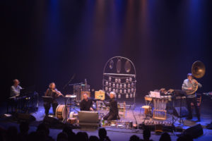 Max Vandervorst : la lutherie sauvage pour sortir de nos cages – 4'33 ...